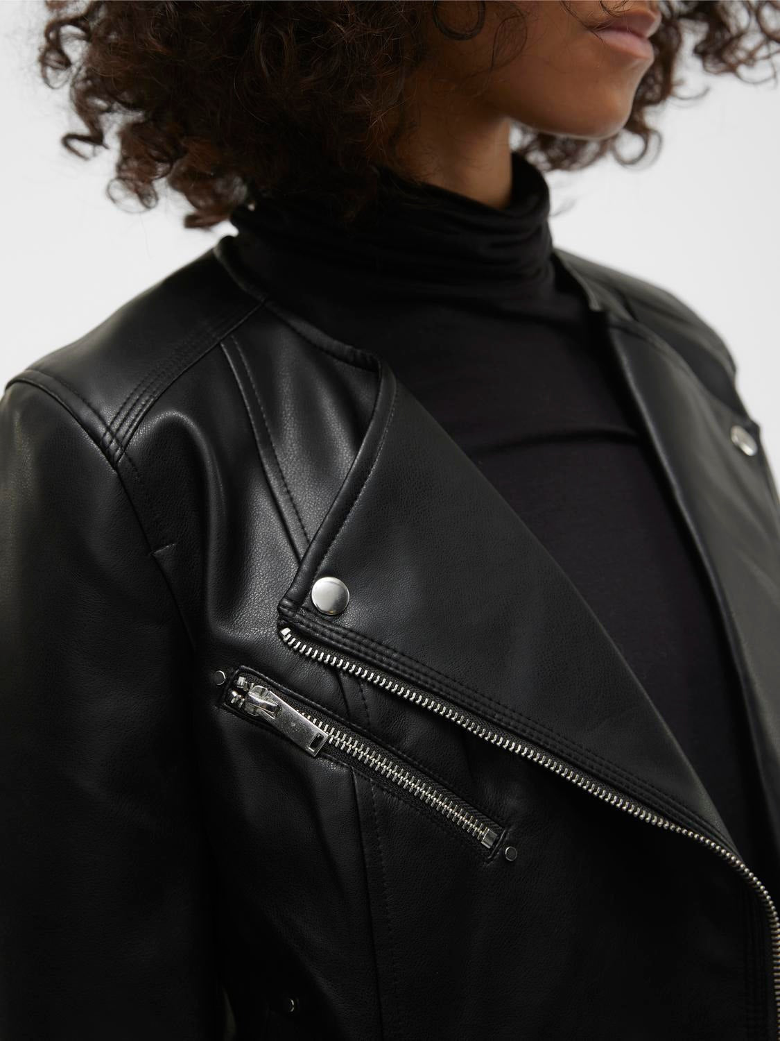 Casaco de Polipele | Preto | VERO MODA | 10302441 – Ellos store pt